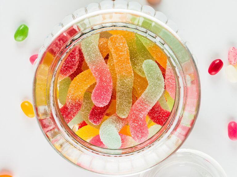 Kosher Candy List (2026): Best Kosher Sweets + How to Check Certification